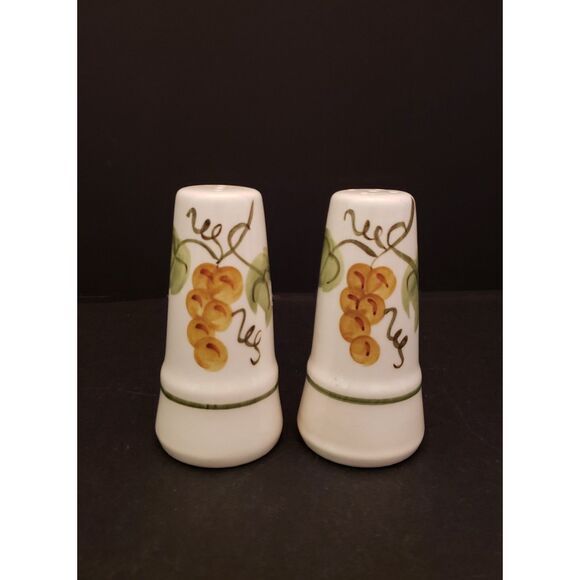 Stangl | Dining | Vintage Stangl Pottery Salt Pepper Shakers Golden ...